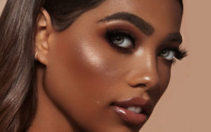 13 Ways of Becoming A Celeb With Your Bronze Skin Tone