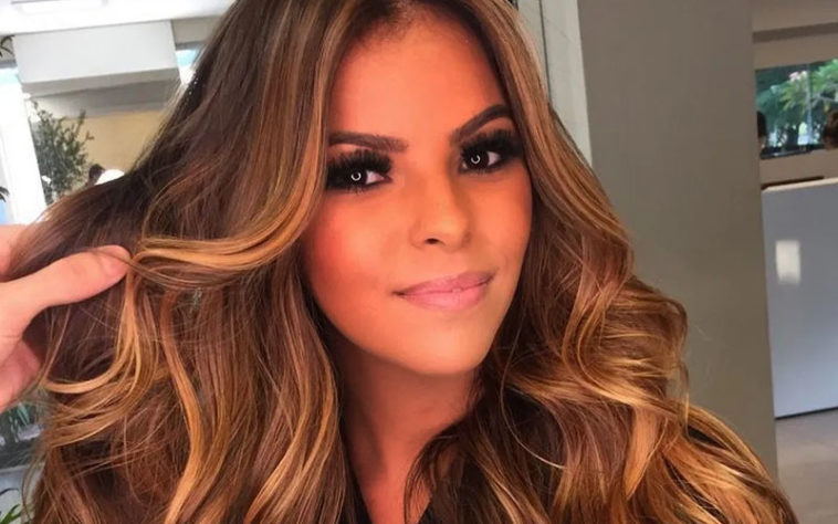 13 Ways of Becoming A Celeb With Your Bronze Skin Tone