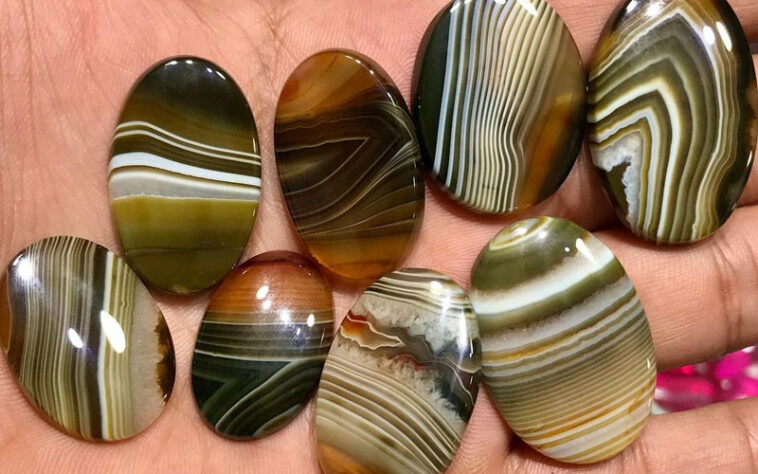 Banded Agate 7 Properties & Benefits You Should Not Ignore