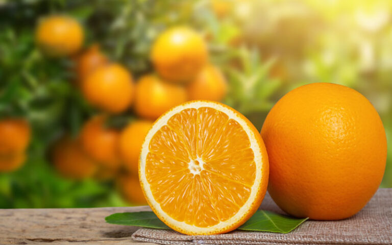 What Is Pomelo? How to Cut & Eat Pomelo for Benefits