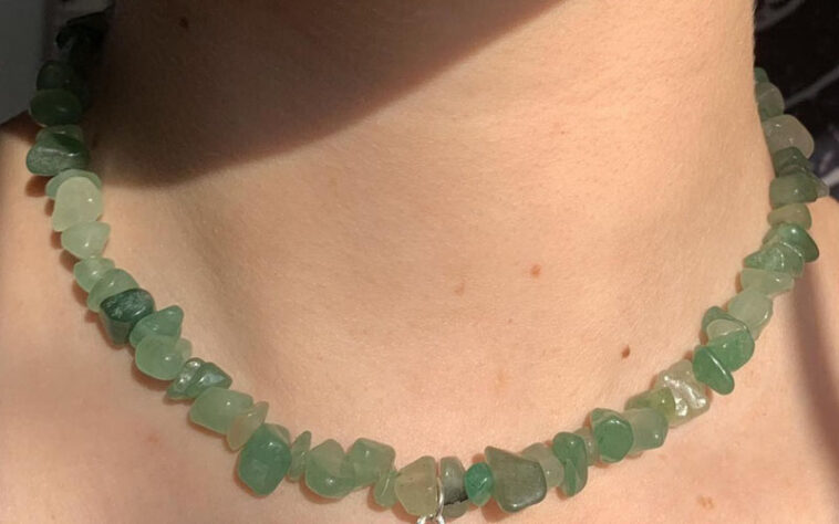 Discover Ways to Live a Balanced Life with Green Crystals
