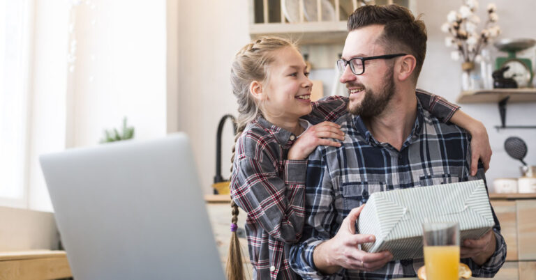 29 Travel Gifts For Dad To Make His Adventures Hassle-Free