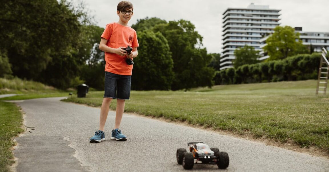 9 Best RC Cars For Kids Who Are Obsessed With Automobiles